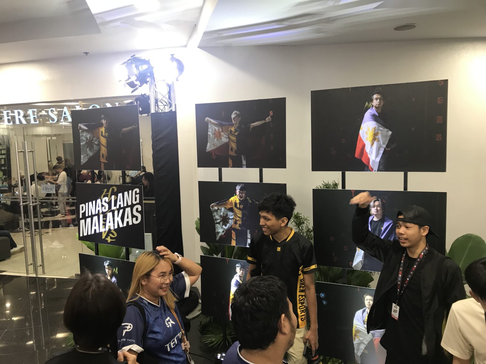 M5 Representatives Get Grand Send-Off From the Philippines